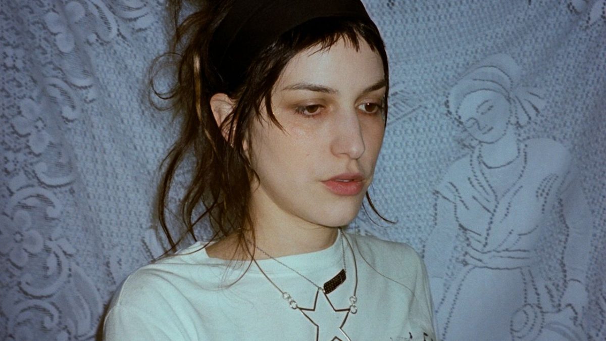 Oklou lance sa tournée nord-américaine en 2026 : préparez-vous à vibrer ...